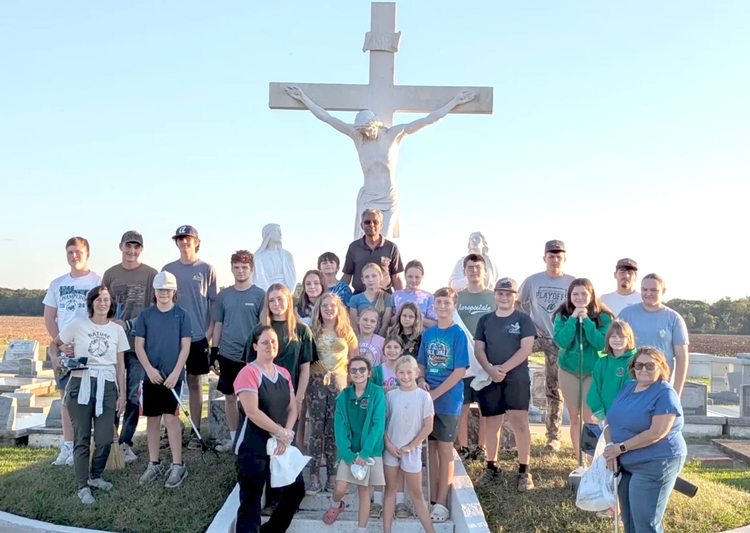 💐 Annual Cemetery Cleanup by St. Peter and St. Michael CCD Students 🌟
